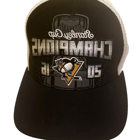 47 | Accessories | Black And White Champions Cap | Poshmark